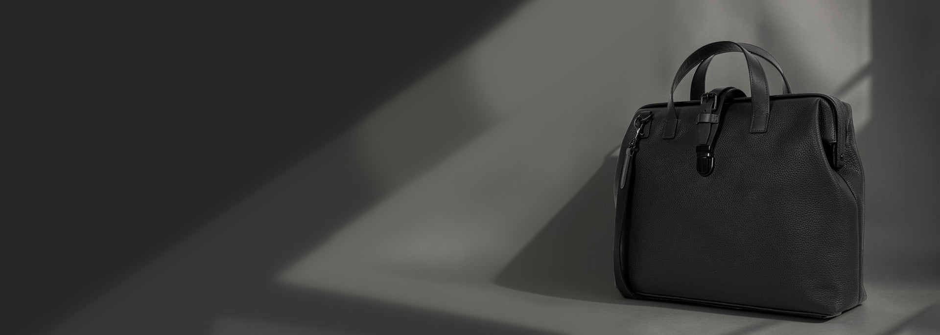 Outback: Shop Premium Leather Goods & Accessories – Outback World